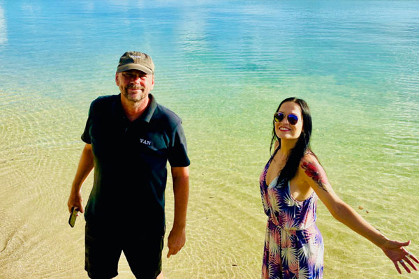 Als Outlanders bieten Tarja Turunen und Torsten Stenzel mit namhaften ...